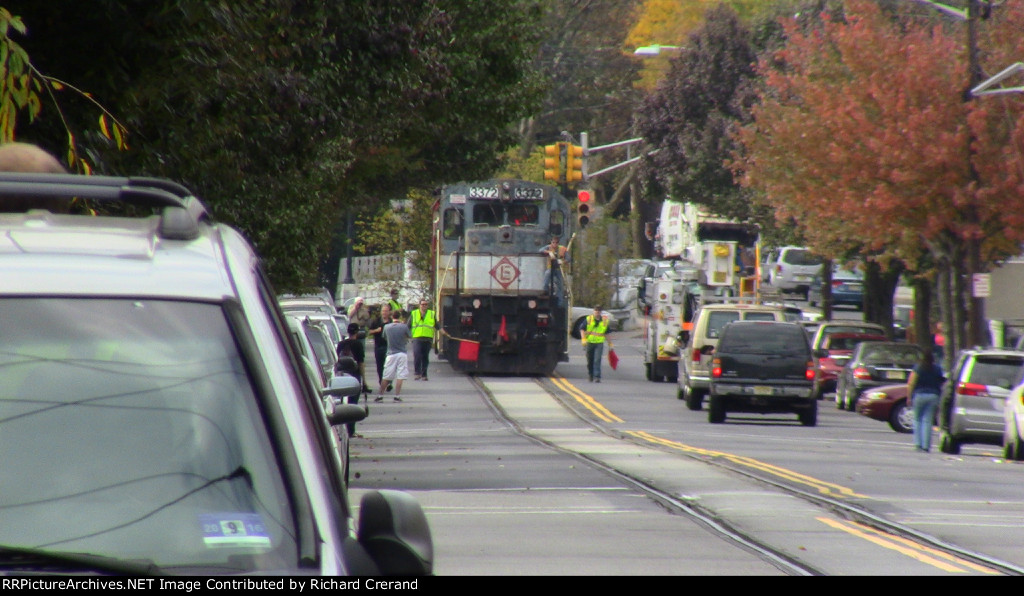 U34CH 3372 on Monroe Street